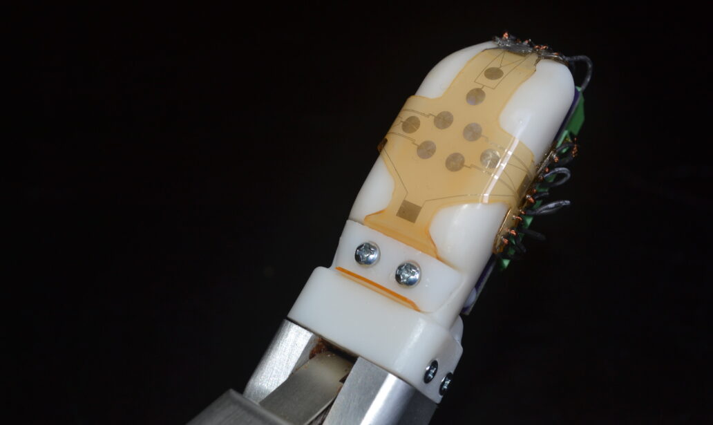 Prosthetic “skin” senses force, vibration – ApplySci