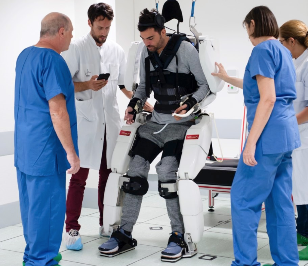 Implanted electrodes + algorithm allow thought-driven 4 limb ...